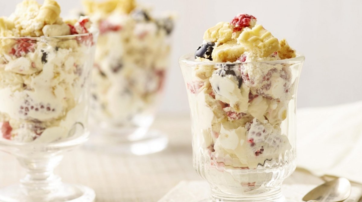 Lemon Eton Mess Recipe | Easy Desserts | Fibre One