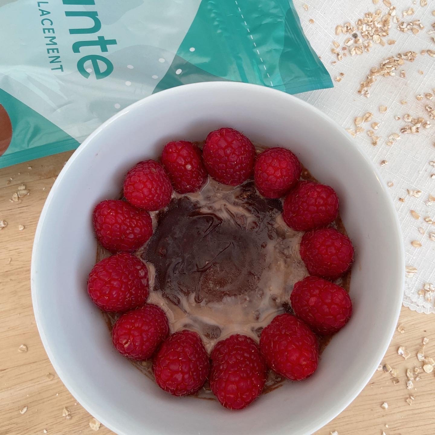 Low Calorie Raspberry Choc Baked Oats | Exante