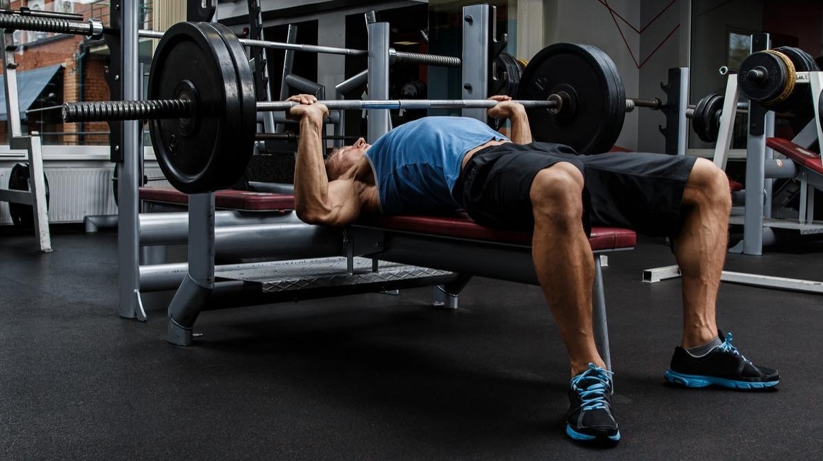 How to use the Bench Press - MYPROTEIN™