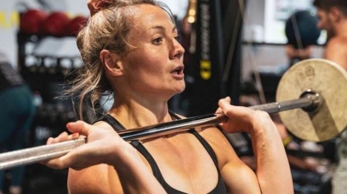 5 Exercises To Target Your Shoulders, Triceps & Chest | Bodybuilder ...