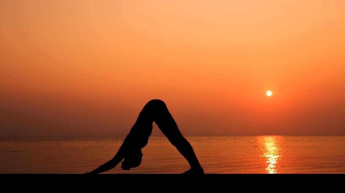 PT Reviews 'Sunning Your Holes' Trend - MYPROTEIN™