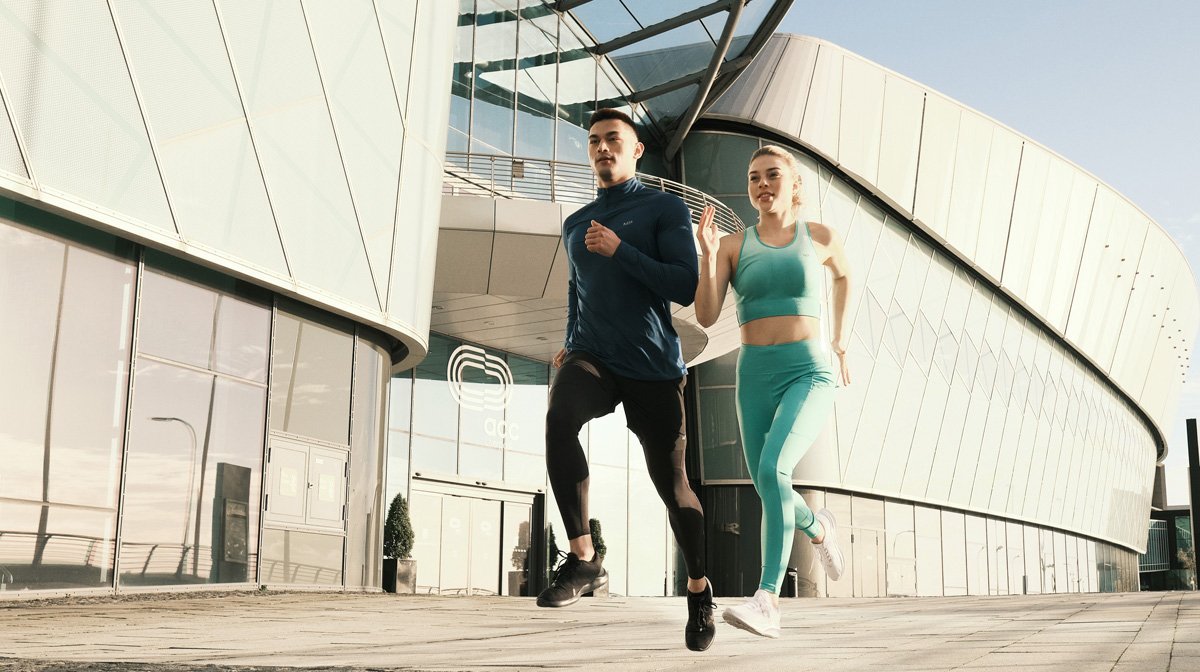 The 10 Best Stretches for Running | A Runner’s Guide - MYPROTEIN™