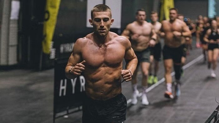 Cómo mejorar los tiempos en las pruebas Hyrox | Myprotein™