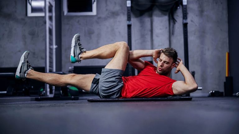 Love Handles: Definition & How to Get Rid Of Them | Gillette UK