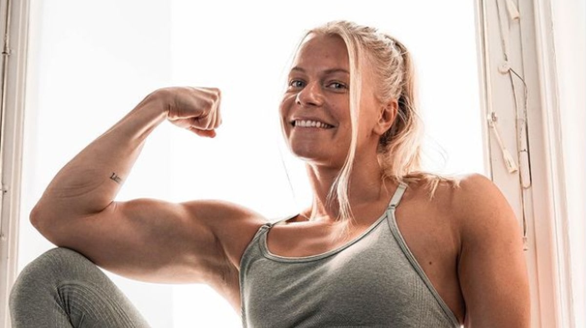 Malin Malle gaat een stap verder met de #MegansKneesChallenge - MYPROTEIN™